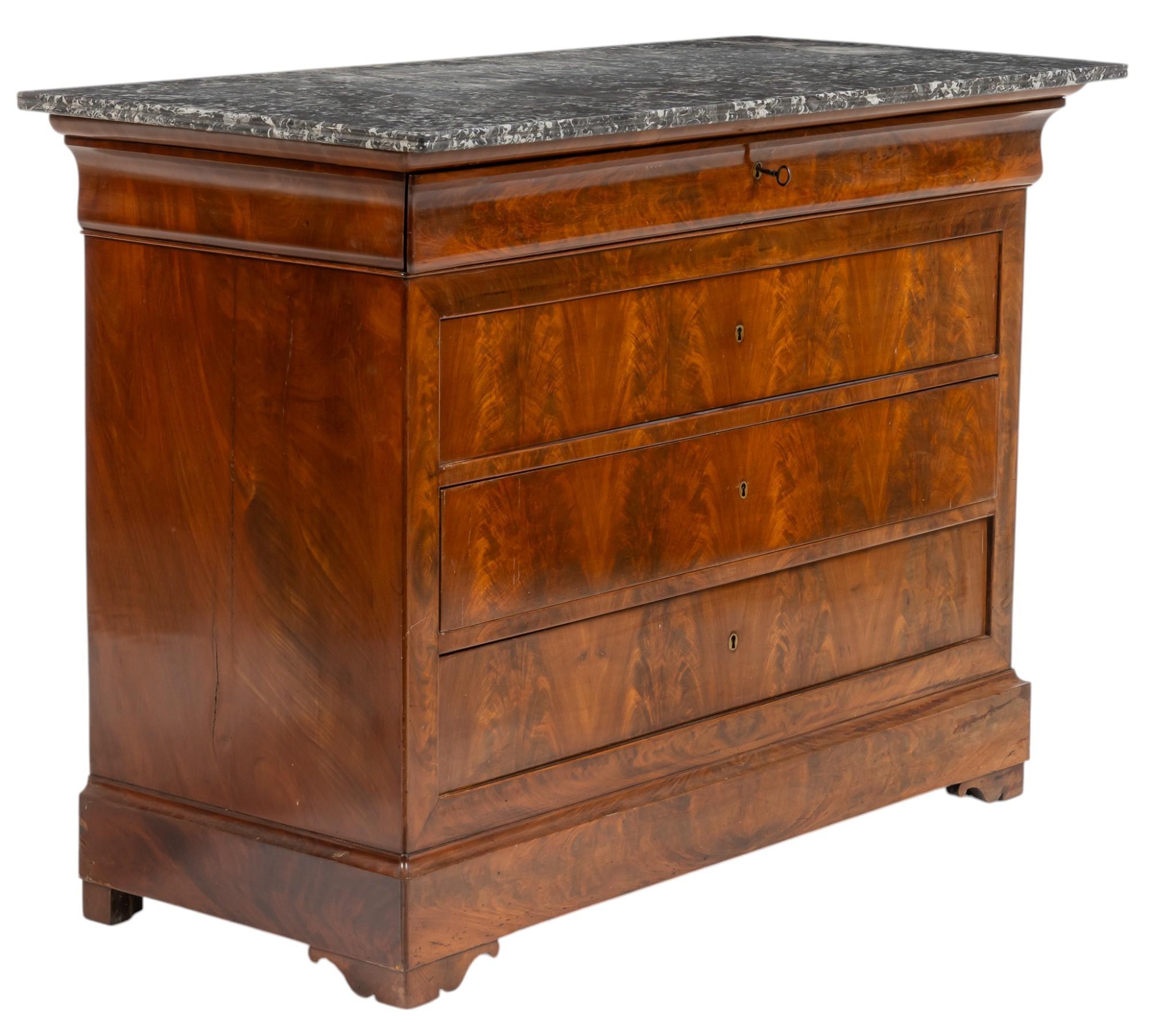 Louis Philippe Style Dresser | Vogt Auction