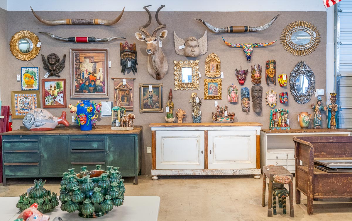 Mexican Folk Art Carved Wooden Bench, Swans | Vogt Auction