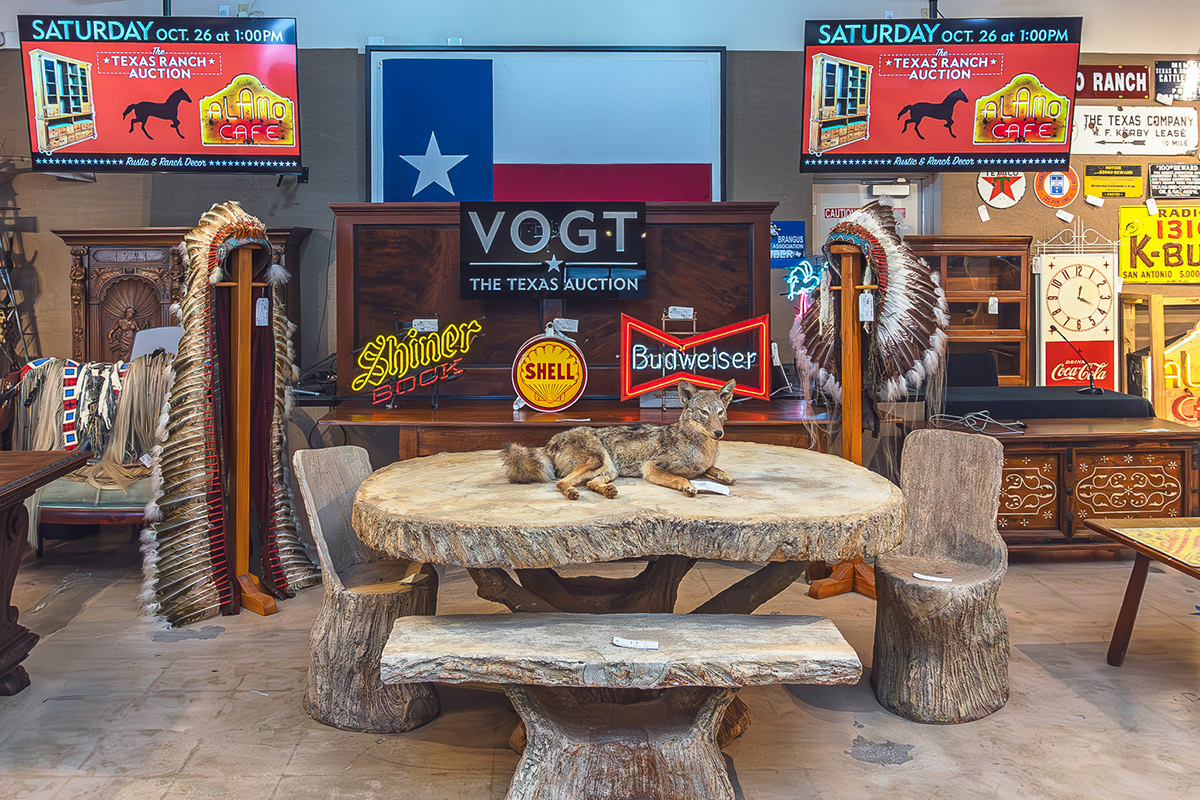 1980 Pearl Beer Lighted Sign | Vogt Auction